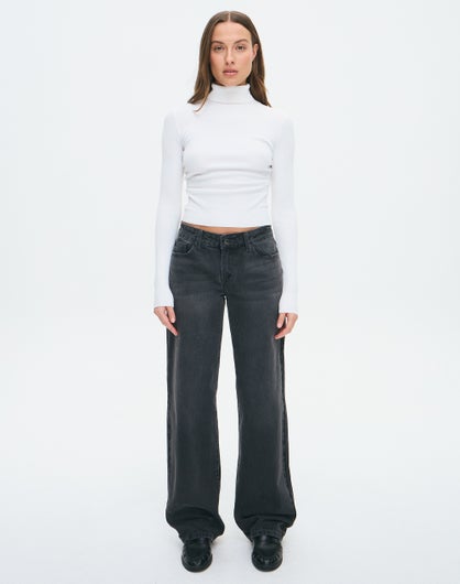 Low Rise Relaxed Straight Leg Jean in Black Moto | Glassons